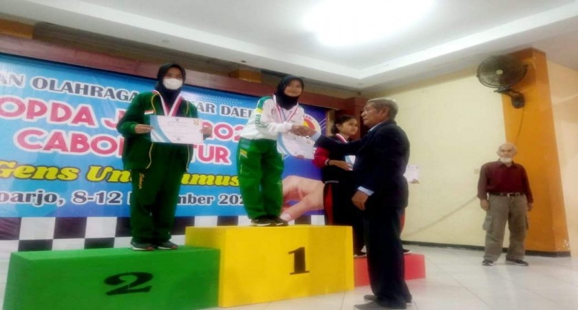 JUARA 1 CATUR DI POPDA JAWA TIMUR | SMA Negeri 1 Sumberrejo